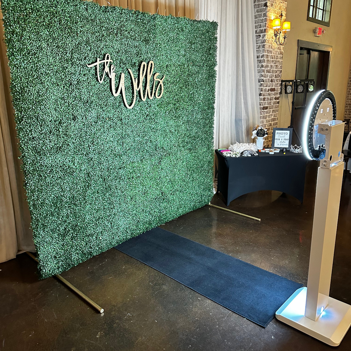 Rosy Cheeks Photo Booth Rentals – Hunt County TX – We Bring The Smiles!